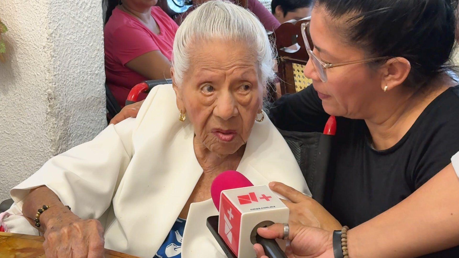Clara Elena es una de las Mujeres Más Longevas de Veracruz; Cumplió 115 ...