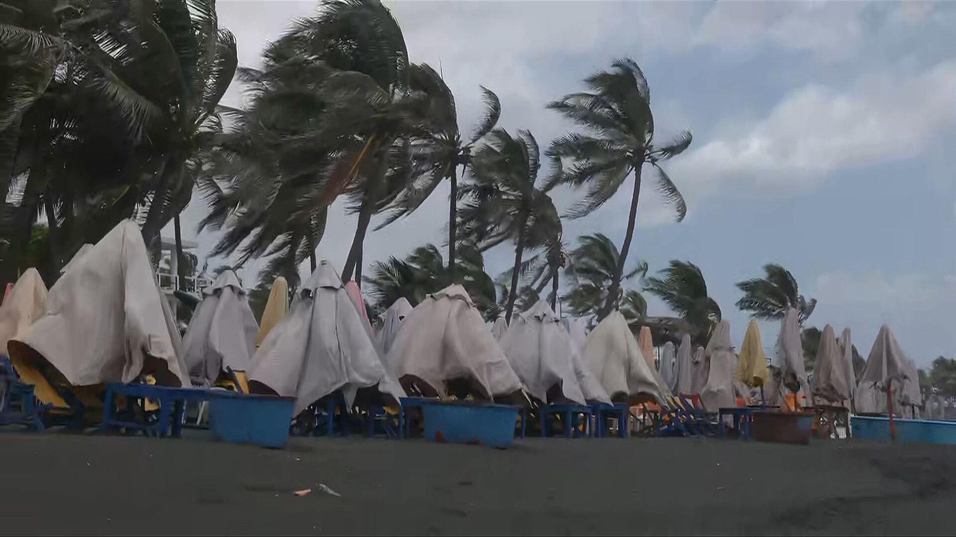 Así Lucen Playas de Colima Hoy con Cercanía de Huracán Narda en ...