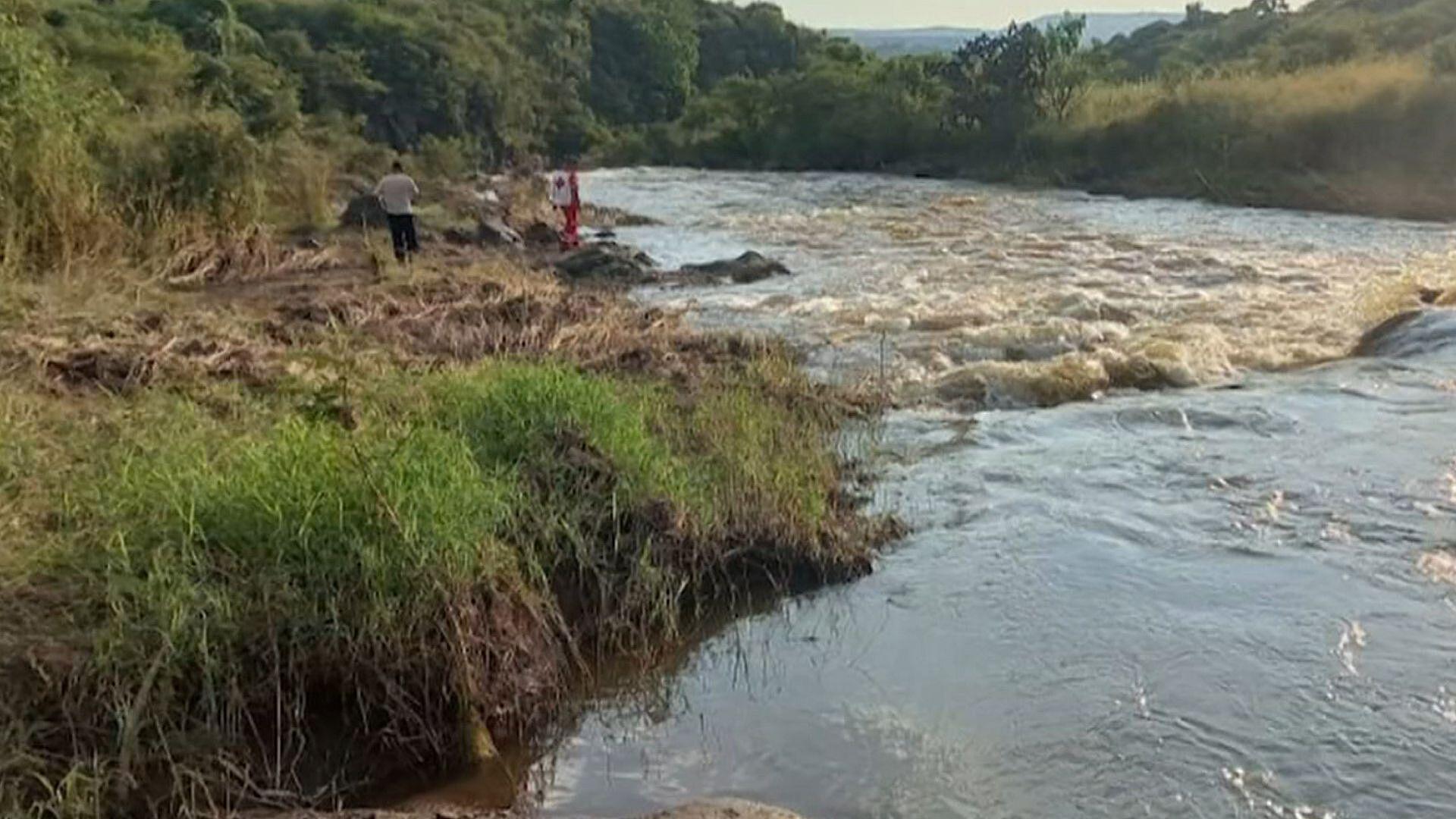 Huracán Priscilla: Hay Dos Personas Desaparecidas en Jalisco por ...