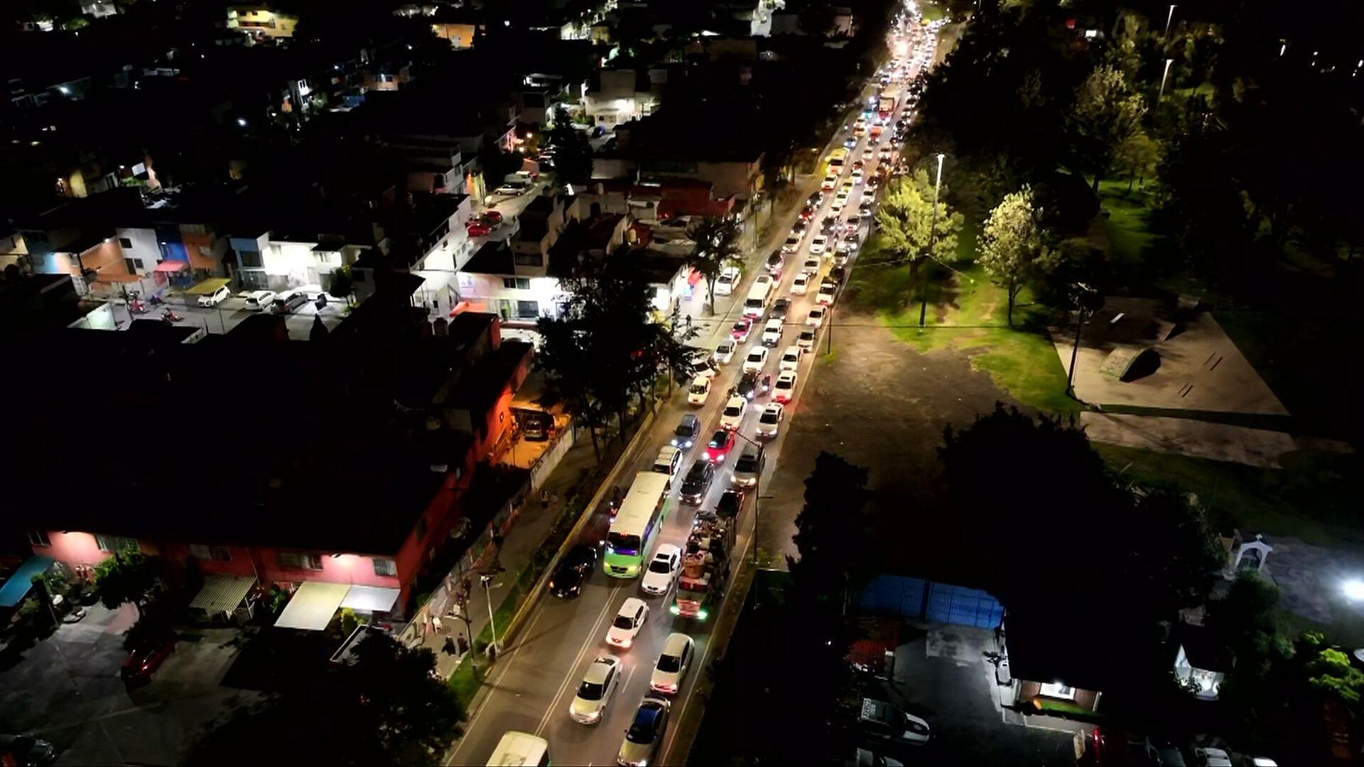Así Se Ve Desde el Aire Caos en Periférico Oriente, CDMX, en Bloqueo ...