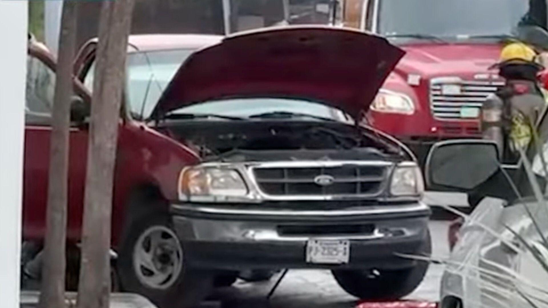 Combaten Incendio de Vehículo Eléctrico en Monterrey | N+