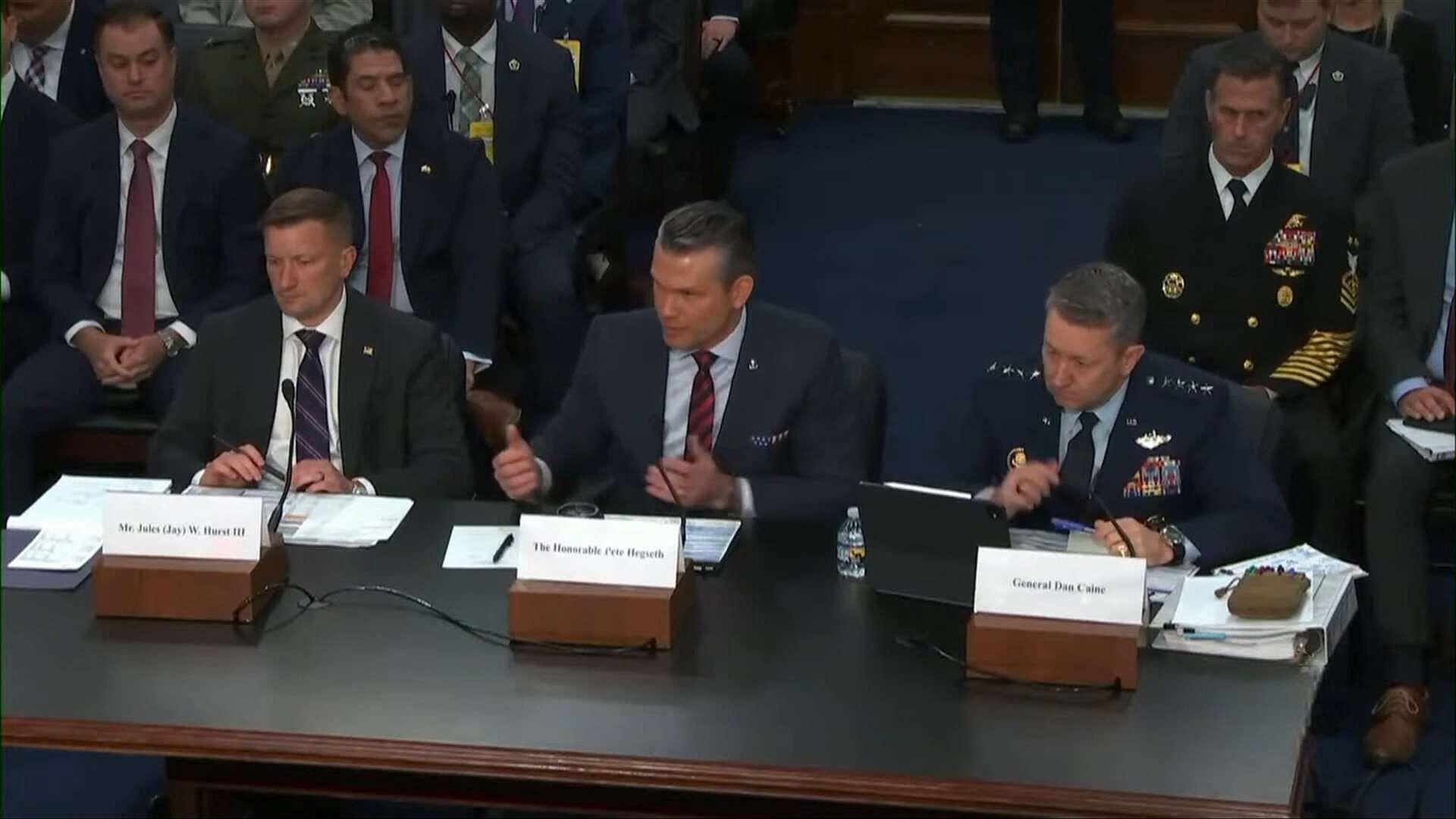 Funcionarios del Gobierno de Estados Unidos Comparecen ante el Congreso ...