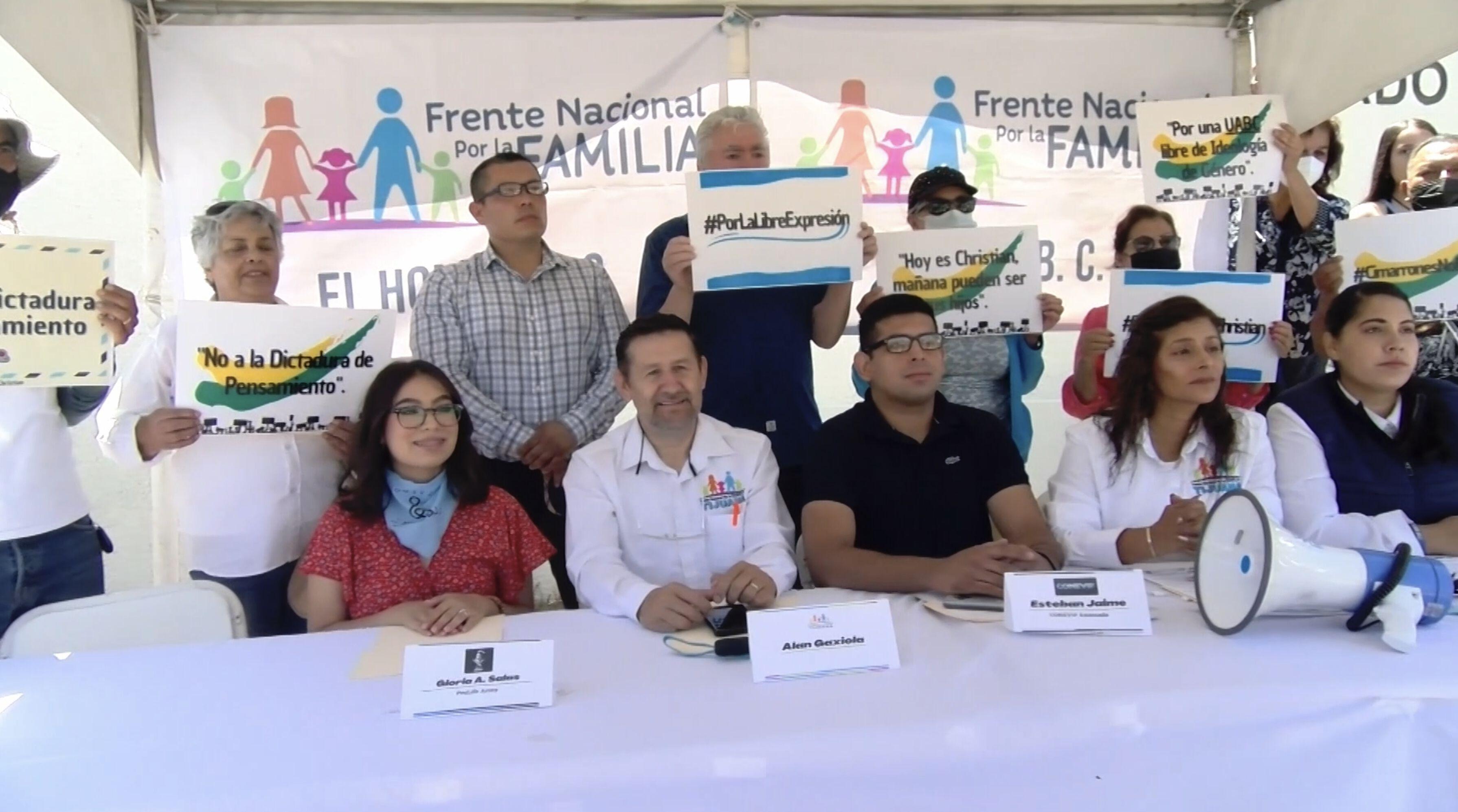 Grupos pro familia expresan su apoyo a Cristian tras discurso en UABC | N+