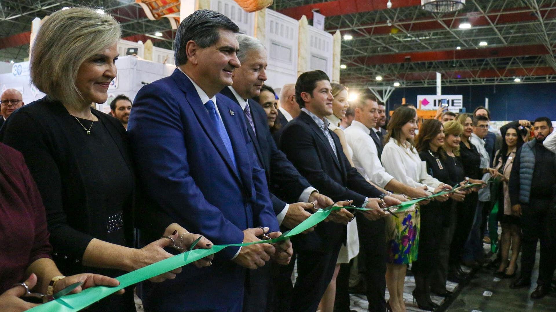 Inauguran la Feria Internacional del Libro de Monterrey