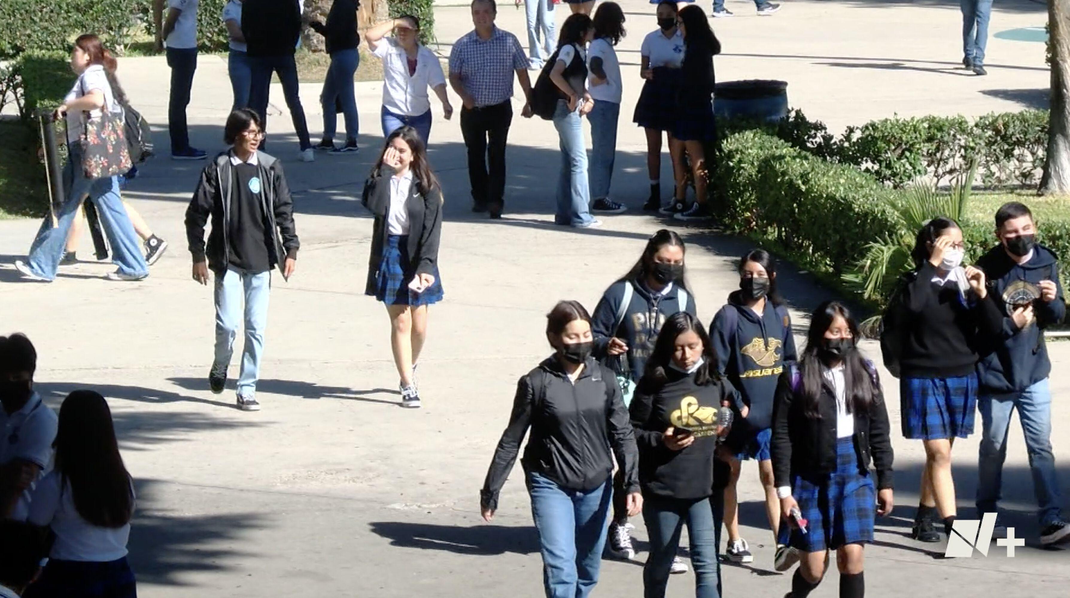 Así fue el regreso de las actividades en la Preparatoria Federal Lázaro ...