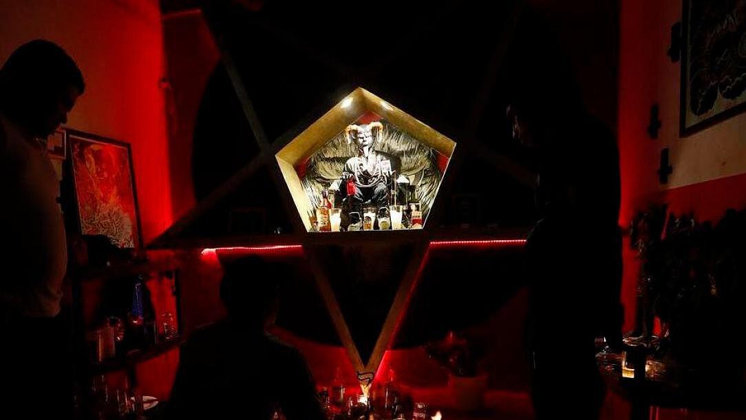 Así es el Culto en Tepito al "Angelito Negro" | N+