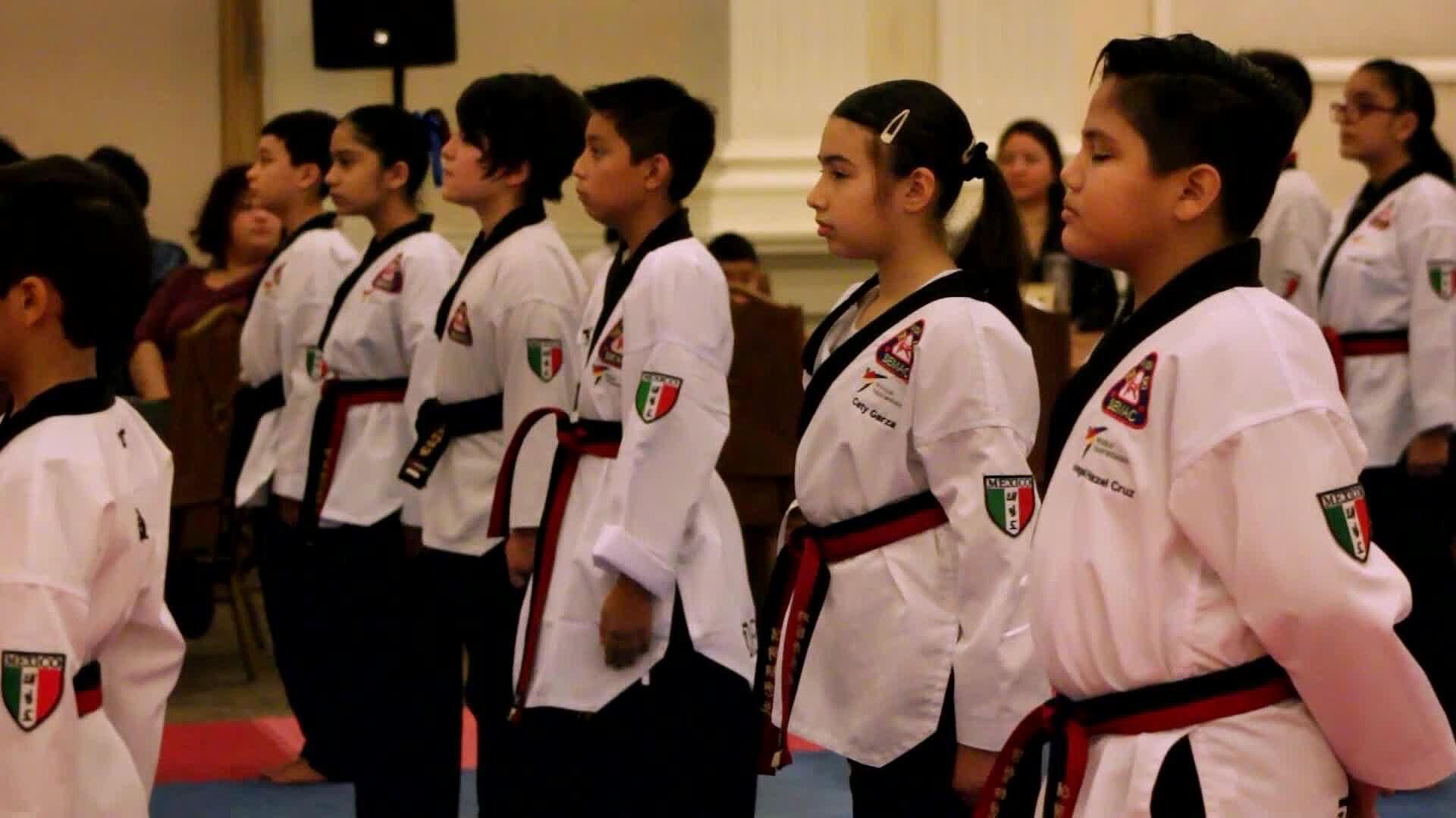 Entrega Medallista Olímpico Cintas Negras de Taekwondo | N+