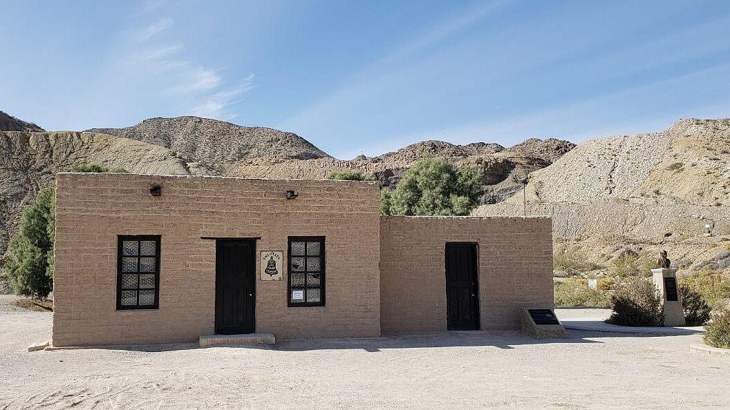 Conociendo la Casa de Adobe, que Alojó a Francisco I. Madero | N+