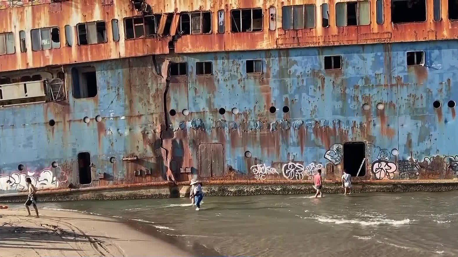 Barco Enchanted Capri Lleva más de Dos Años Encallado | N+