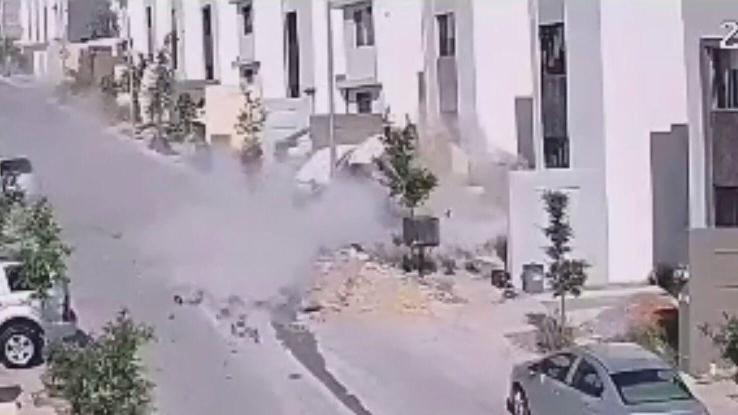 Camión Sin Frenos Deja Daños En Casas Y Vehículos N