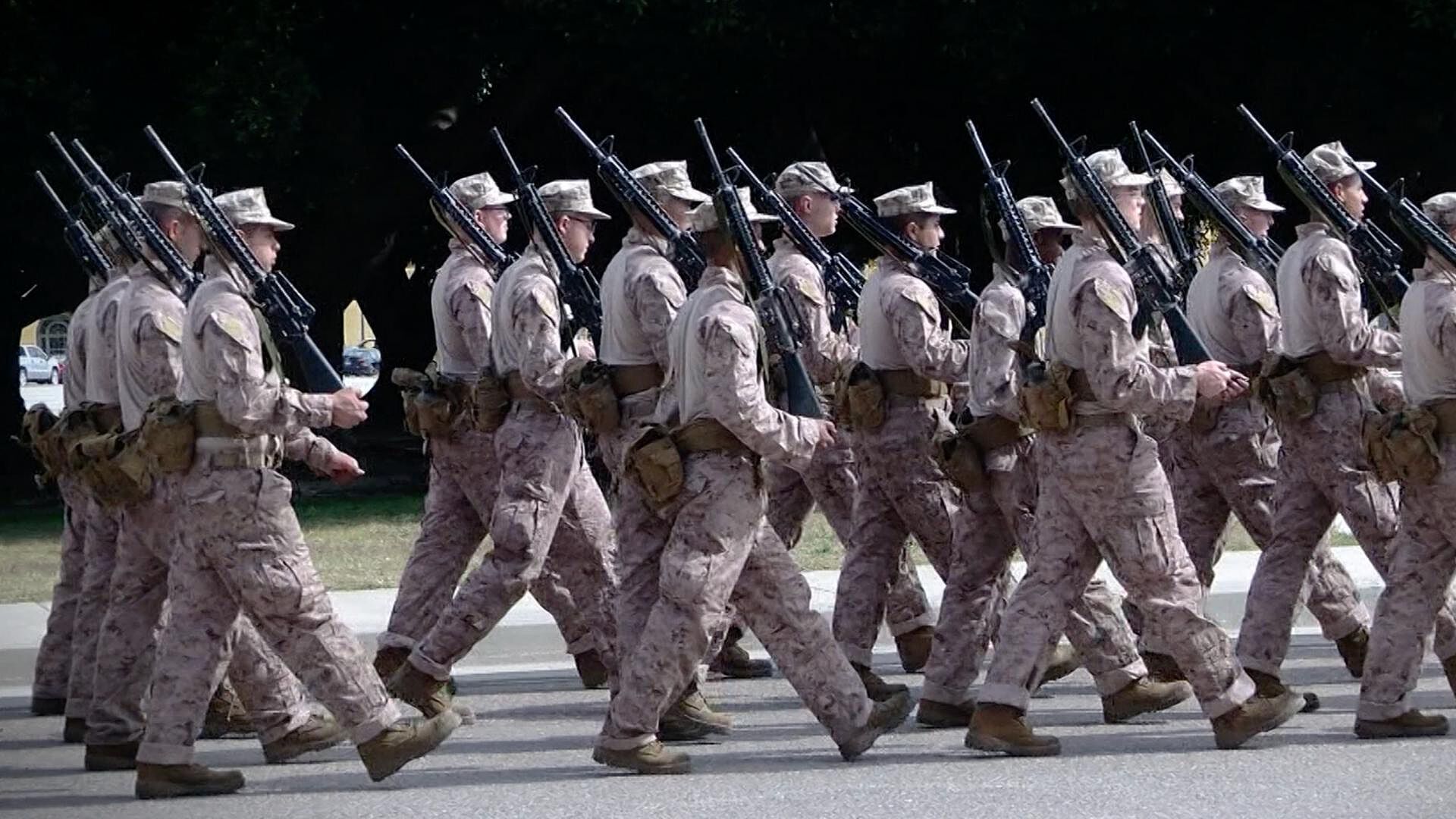 Así es el Duro Entrenamiento Militar de un Marine en San Diego ¿Cuánto ...